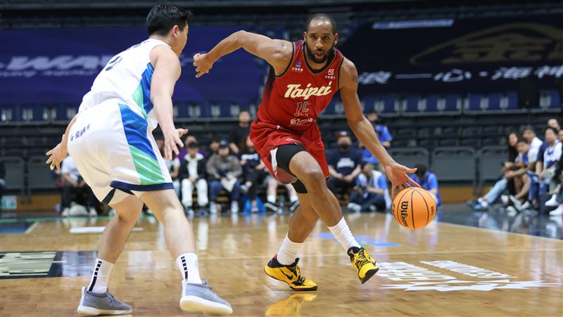 開箱首秀就轟全場最高 戰神新洋將談弟弟「約旦Kobe」提林書豪 | 運動 | 三立新聞網 SETN.COM