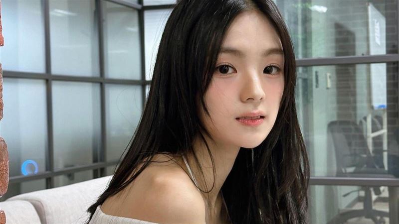 開全MIC怪物新人超狂！17歲GYUBIN「驚人背景」曝 爆紅歌曲超洗腦 | 娛樂星聞