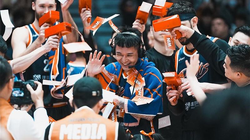 PLG／不是林力仁 盧峻翔奪3月MVP！生涯第4座追平林書豪紀錄 | 運動 | 三立新聞網 SETN.COM