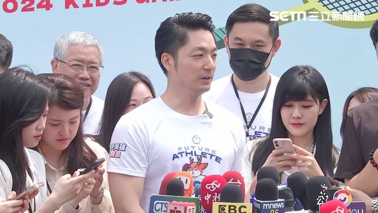 超失控！網紅Mr.R信義區撒錢釀暴動 蔣萬安：依法該怎麼辦，就怎麼辦 | 政治 | 三立新聞網 SETN.COM