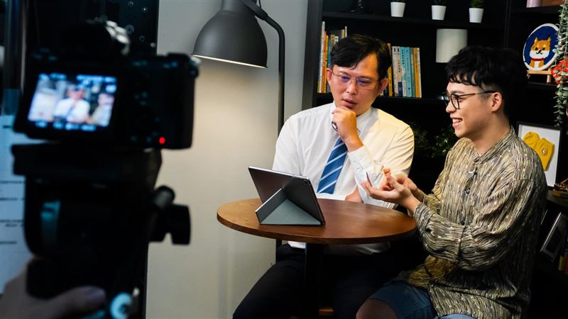 黃國昌直播人數超越網紅Toyz！前幕僚：新世代最強政治紅人？519見真章 | 政治 | 三立新聞網 SETN.COM