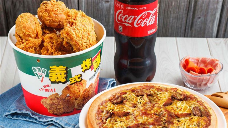 拿坡里披薩炸雞只要$199、身分證對中三字大瓶可樂1元 開吃雙層麥香魚 | 生活 | 三立新聞網 SETN.COM