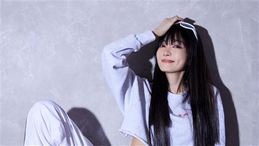 田馥甄驚喜現身北流！「坐觀眾席2.5hr」沒人認出 開口飆唱全場暴動 | 娛樂星聞