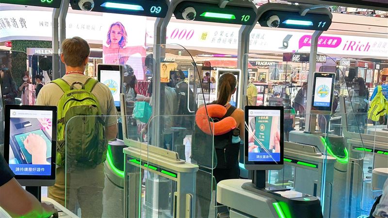 出國注意！桃機：手持式電風扇禁託運、手提 暑假出國人次上看800萬 | 生活 | 三立新聞網 SETN.COM