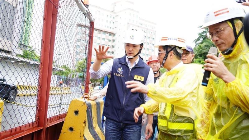 凱米將成8年首登陸強颱！台北市災情統計 路樹傾倒72件、積淹水災情3件 | 政治 | 三立新聞網 SETN.COM