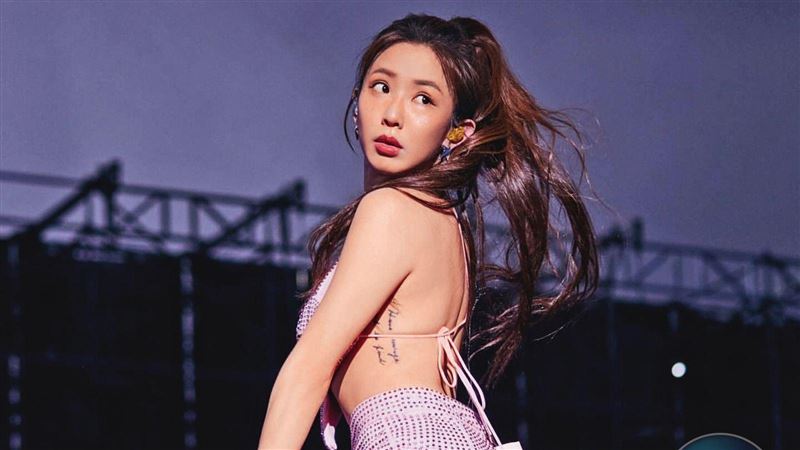 合作TVBS不愉快！爆對戲當眾蓋劇本 郭書瑤拍電視劇態度不佳遭封殺 | 娛樂星聞