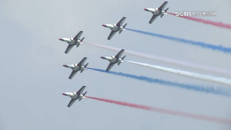 秀武力肌肉！升級後首參與展演 F-16V大雁隊形衝場 | 政治 | 三立新聞網 SETN.COM