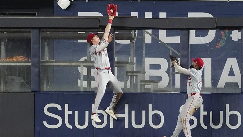 MLB／打出去全場都以為炸裂 索托29轟在全壘打牆上緣被接回來 | 運動 | 三立新聞網 SETN.COM