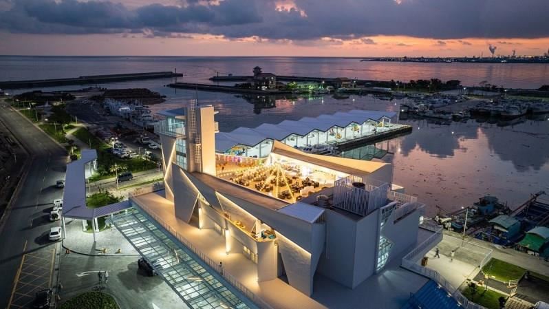 屏東新亮點！新園海洋航運園區啟用 全新鹽琉線往返小琉球超Chill | 專欄 | 三立新聞網 SETN.COM