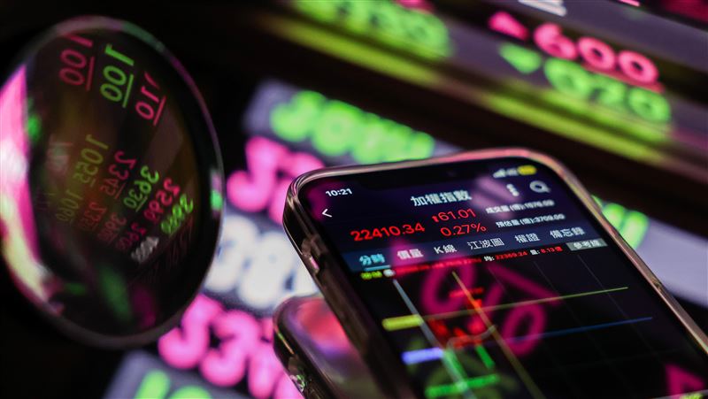 長抱ETF穿梭牛熊 達人「股6債4」配置！3招投資術賺退休金 | 財經 | 三立新聞網 SETN.COM