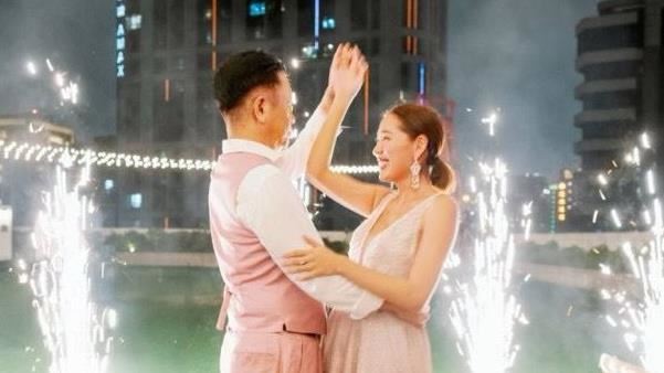 劉伊心迎三寶辦雙滿月！大24歲CEO尪曝懷孕關鍵：換位思考 | 娛樂星聞