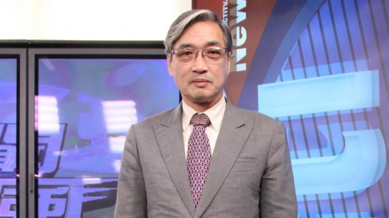 名嘴張友驊颱風天「摔倒頭撞地」命危！監視器畫面曝 粉絲湧YT祈福 | 政治 | 三立新聞網 SETN.COM