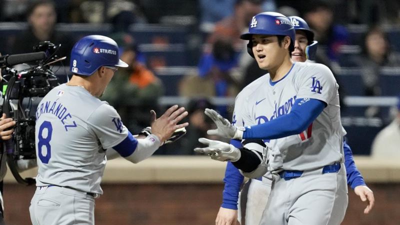 MLB／大谷翔平3分砲轟上第2層看台 季後賽壘上有人超扯！9打數7安 | 運動 | 三立新聞網 SETN.COM