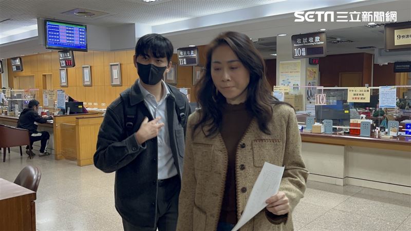 交保金籌到了！應曉薇律師現身北院 再補「1500萬」辦保 | 社會 | 三立新聞網 SETN.COM