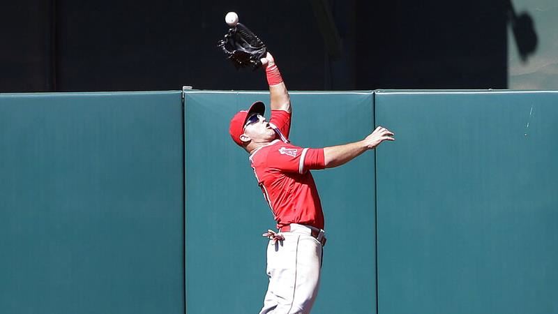 MLB／減輕雙腿負擔！楚奧特新球季移防右外野 上一次守是2012年 | 運動 | 三立新聞網 SETN.COM