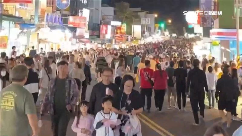 228連假住宿率提高3成！墾丁大街湧人潮 - 鏡週刊 Mirror Media