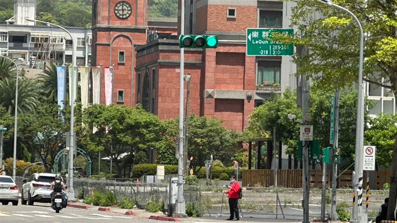 綠燈也可以左轉！一堆駕駛「被照罰1800元」 警曝正確做法 | 生活 | 三立新聞網 SETN.COM