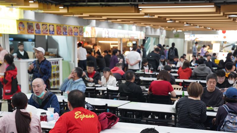 士林市場B1美食街斥資上億整修 議員王欣儀爆這事：根本是對食安的漠視 | 生活 | 三立新聞網 SETN.COM