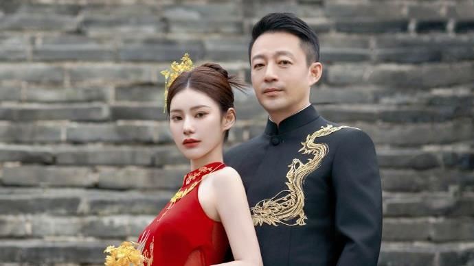 汪小菲牽手Mandy現身台北萬豪酒店！高調「深情對望」 畫面超閃 | 娛樂星聞