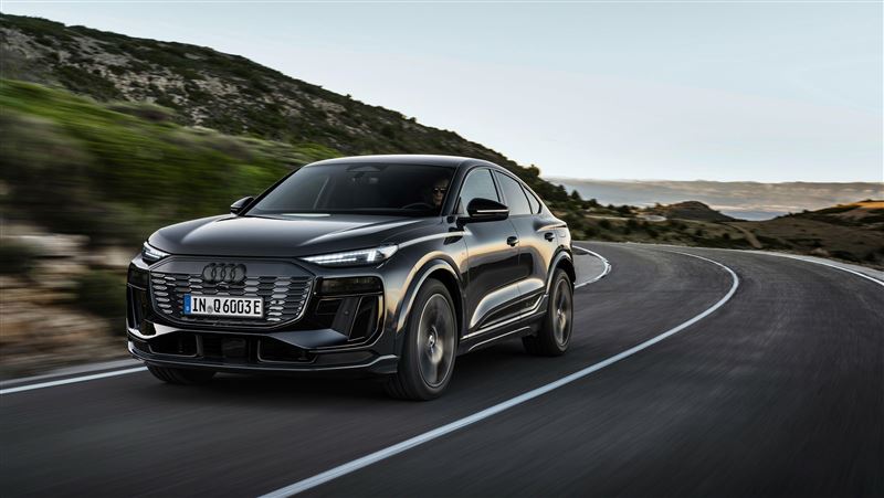 三螢幕數位座艙登場 Audi Q6 Sportback e-tron台灣價格公布 | 汽車 | 三立新聞網 SETN.COM