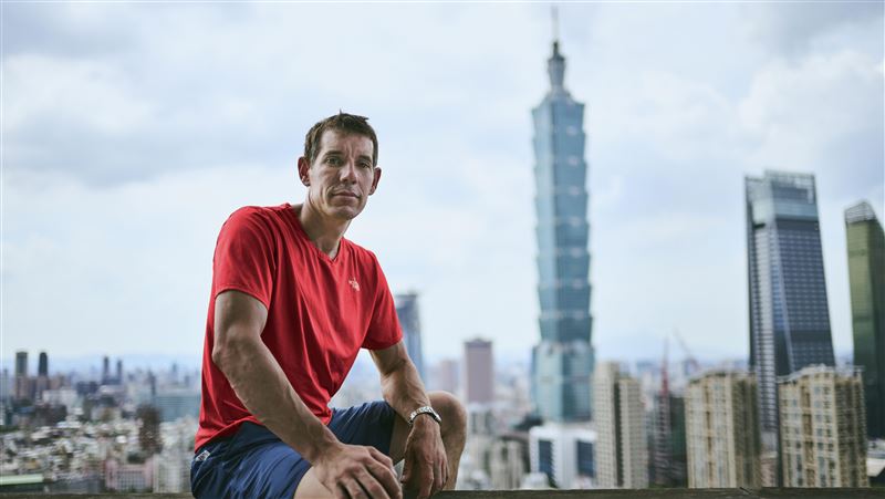 挑戰台灣最高樓！他將「無繩攀登」台北101 Netflix宣布：全球直播放送 | 娛樂星聞 | 三立新聞網 SETN.COM