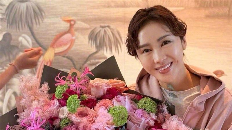 為救癱瘓弟退出演藝圈！女星嫁殘疾富商17年 54歲「驚人現況」曝光 | 娛樂星聞 | 三立新聞網 SETN.COM