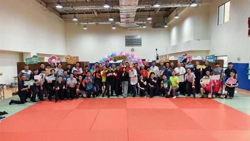 保六總隊慶中秋！360警「鏟肉達1.2公噸」 他嗨拿獎金：要安排慶祝了 | 社會 | 三立新聞網 SETN.COM