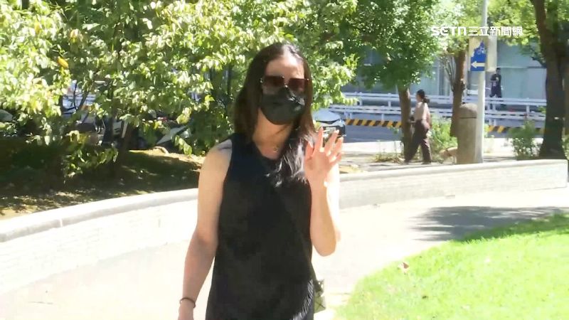 踹嬤後爆紅！「Fumi阿姨」粉絲飆漲 被問是男是女高EQ回應 | 生活 | 三立新聞網 SETN.COM