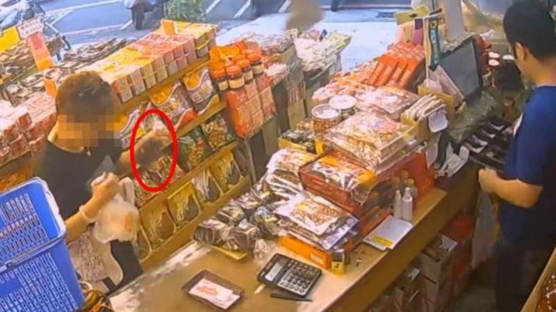 丟臉！桃園婦快手偷140元大溪豆干 店家PO網未報案... 警方主動出擊 | 社會 | 三立新聞網 SETN.COM