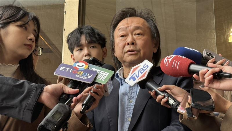 台北強風豪雨仍不停班課 王世堅認「應該要放假」：市府有點政治判斷 | 政治 | 三立新聞網 SETN.COM